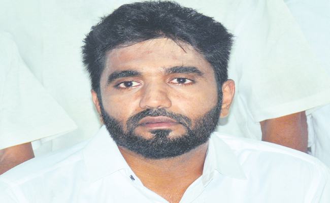 ఎంపీ రఘురామ ఓ బఫూన్‌ | Margani Bharat Fires On Raghu Rama Krishna Raju ...