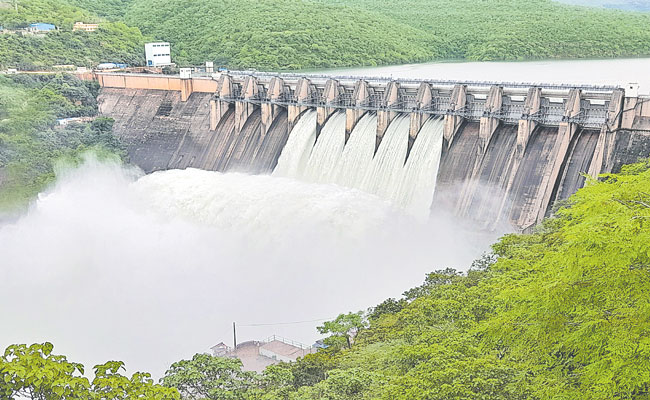 Jurala Project: Srisailam Dam Five Gates Lifted See Here Details - Sakshi