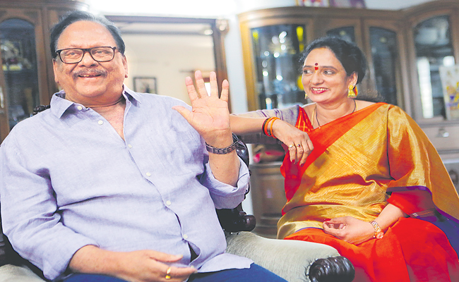 Krishnam Raju Wife Shyamala Devi Emotional Words About Krishnam Raju ...