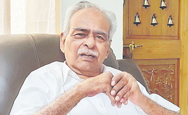 Kandimalla Pratap Reddy: ‘కొరియర్‌’గా.. వారియర్‌గా! | Telangana Vimochana Dinotsavam 2022 ...