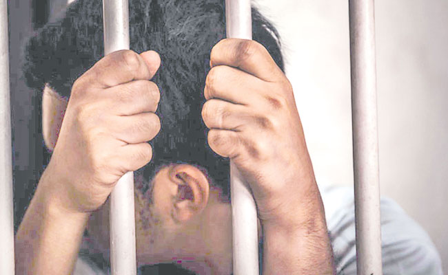 ట్రయలనే శిక్ష ఏపాటిది? | Mangari Rajender Write on Under Trial ...