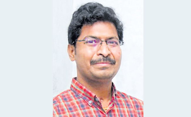 సంపూర్ణ ఆరోగ్యంతో మళ్లీ విధుల్లోకి.. | Dr Bhaskar Rao Return to PHC his ...