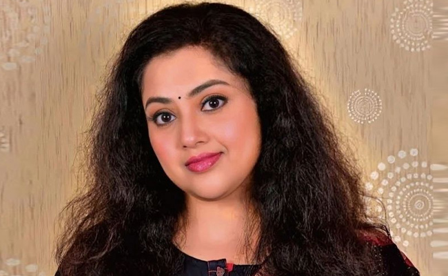 Actress Meena Ready To Get Married Once Again Goes Viral, Deets Inside ...