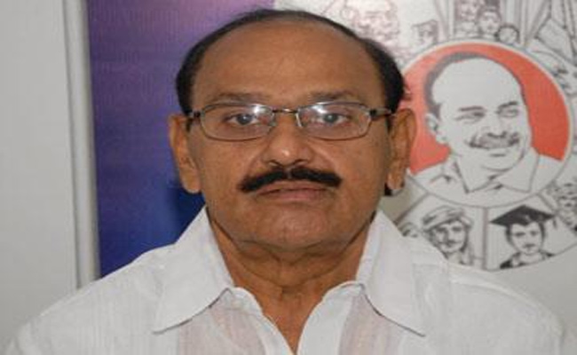 అవినీతికి కేరాఫ్‌ డీఎల్‌ రవీంద్రారెడ్డి | Raghurami Reddy Fires On DL ...