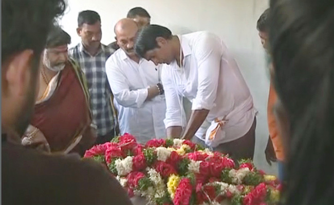 Actor Chalapathi Rao's Funeral Completed in Mahaprastanam - Sakshi