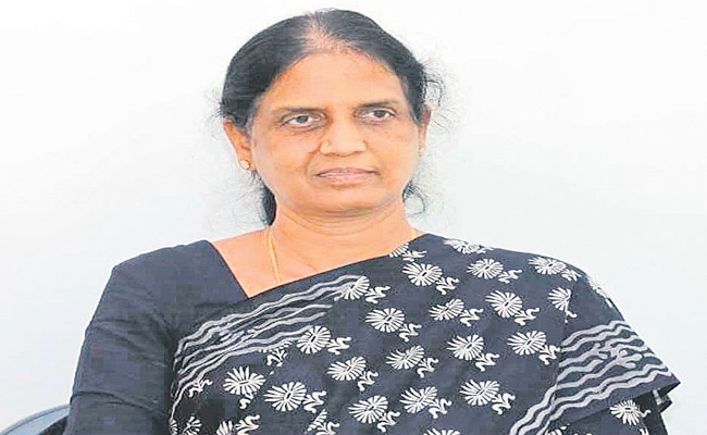 ఇంటర్‌తో సాఫ్ట్‌వేర్‌ ఉద్యోగాలు | Minister Sabitha Indra Reddy ...