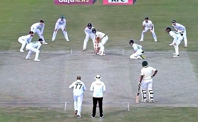 England Set-up 10 Fielders For Last Wicket Gets Result Vs PAK 1st Test ...