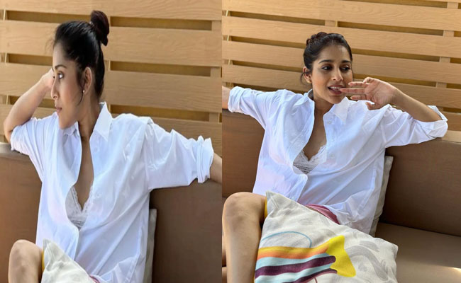 Anchor Rashmi Gautam Shares Her Maldives Photos and Video Goes Viral - Sakshi
