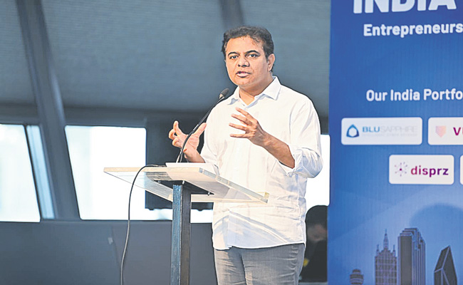 ఐటీ డిమాండ్లను తీర్చే సత్తా తెలంగాణకే: కేటీఆర్‌ | Dallas Venture ...