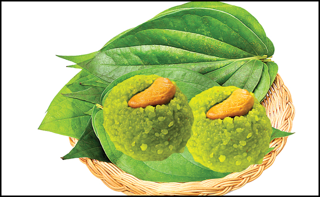 Best Laddu Recipes: How To Prepare Tamalapaku Laddu Sweet Recipe In ...