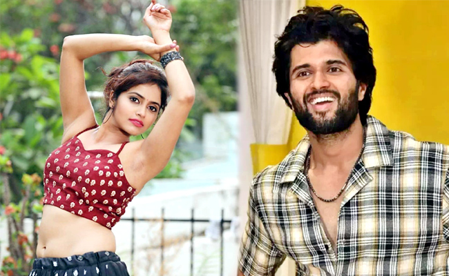 Pragya Nayan Says I Want To Act With Vijay Deverakonda - Sakshi