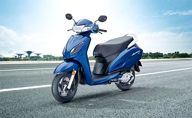 OMG! Fancy registration number for scooty gets Rs 1 crore bid - Sakshi