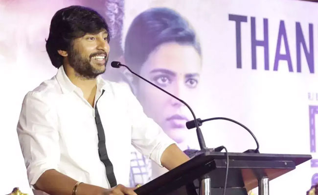 రన్‌ బేబీ రన్‌ సక్సెస్‌.. హీరోకు గోల్డ్‌ రింగ్‌ గిఫ్ట్‌! | Producer ...