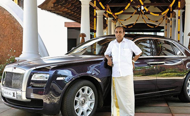 Farmer Son Ravi Pillai Success Story In Telugu - Sakshi