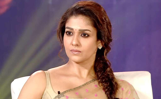 పెళ్లి తరువాత నయనతారకు కలిసిరావడం లేదా? | Nayanthara 75th film goes to ...