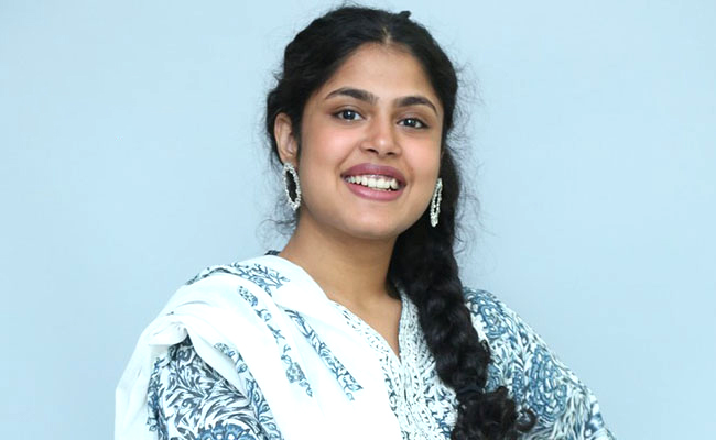 నాకు ఆ భయం లేదు: ఫరియా అబ్దుల్లా | Actress Faria Abdullah About Her ...