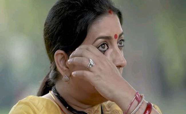 Smriti Irani Opens About Her Parent's Separation, Says It Took 40 Years ...