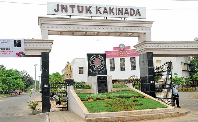 JNTU Kakinada gets NAAC A+ grade recognition in Andhra Pradesh - Sakshi