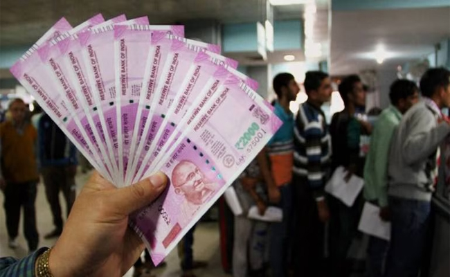 Rs 2,000 Note Exchange or Deposit Starts Today in India - Sakshi