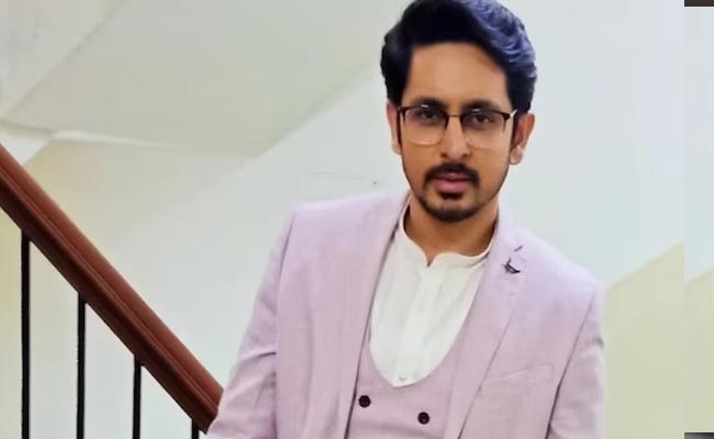 Bengali Actor Mainak Banerjee Wife Aishwarya Harassed At Kolkata ...