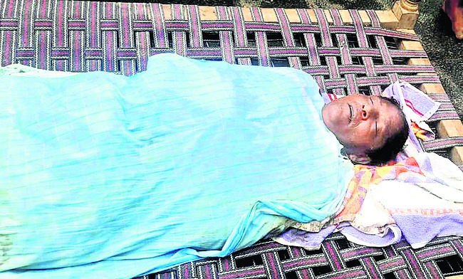 పిడుగుపాటుకు ఇద్దరు మృతి | - | Sakshi