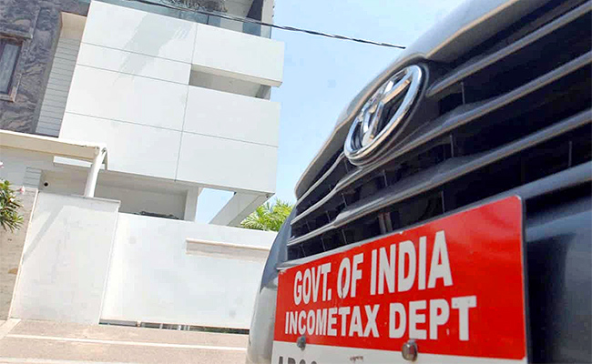 IT Raids Continue For 3rd Day In BRS MLAs, MPs Houses And Offices ...