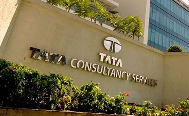 TCS Employees Set New Record Volunteer 22 Lakh Hours in FY23 - Sakshi