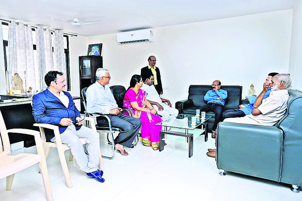 గాయత్రి కాలేజీకి నాక్‌ ఏ ప్లస్‌ గ్రేడ్‌ | - | Sakshi