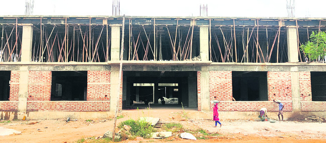 గద్వాల న్యూటౌన్‌:..... | - | Sakshi