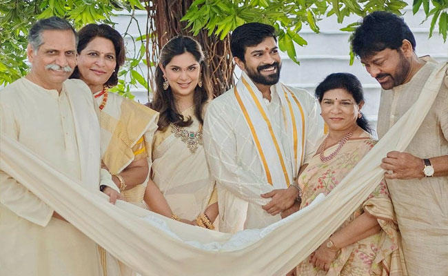 మెగా ఇంట్లో బారసాల వేడుక.. వారికి గిఫ్ట్‌గా ఏమిచ్చారంటే? | Mega Family ...