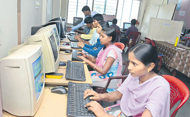 Allotment Of First Batch Seats In Engineering - Sakshi