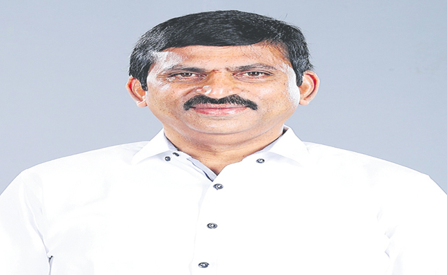Former MP Ponguleti Srinivas Reddy Challenged To CM KCR - Sakshi