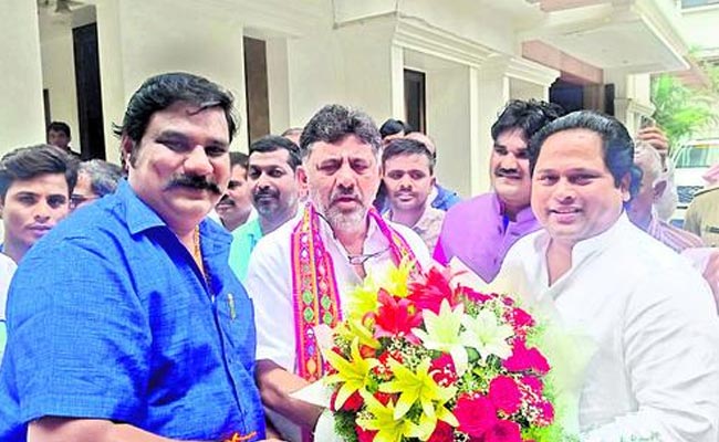 Desiya Thalaivar Movie Release Date - Sakshi