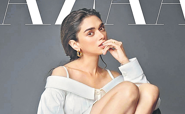 తొలి అడుగు | Aditi Rao Hydari to star in Rajesh M Selva next | Sakshi