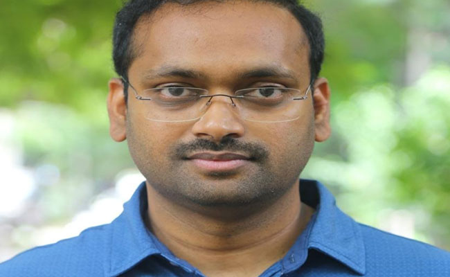 Raghuram Murthy Petla Talks About 'Krishna Gadu Ante Oka Range' Movie ...