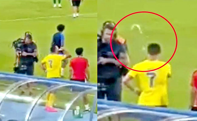 Cristiano Ronaldo Splashes Water At Cameraman After Match Drawn - Sakshi