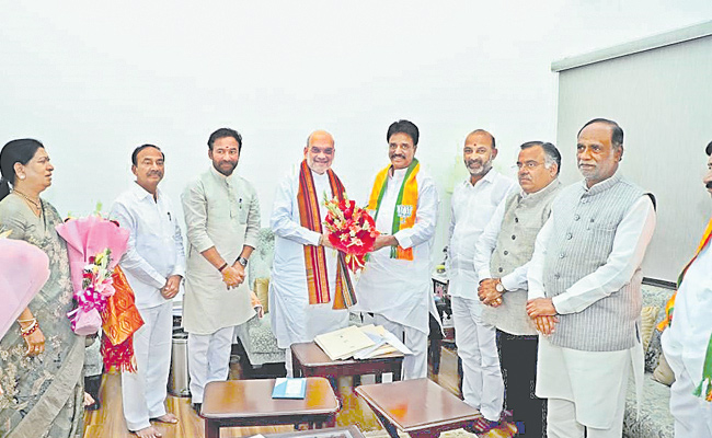 Ex-MLA Akula Rajender Join BJP - Sakshi