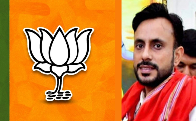 Uttar Pradesh: BJP Leader Anuj Chaudhary Shot Dead Outside House In ...