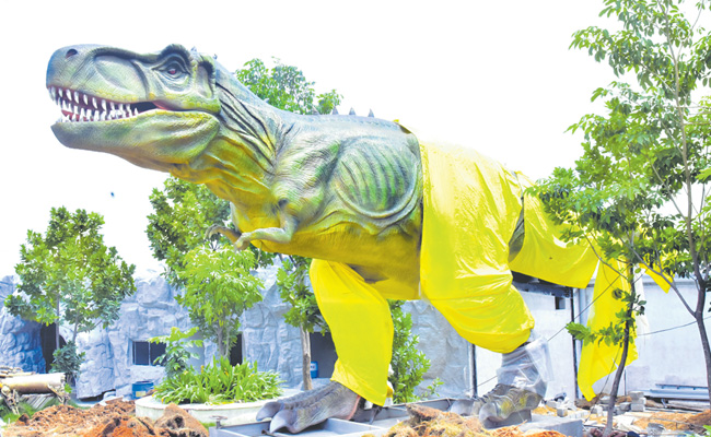 సిద్దిపేటలో జురాసిక్‌ పార్క్‌ | Jurassic Park in Siddipet | Sakshi