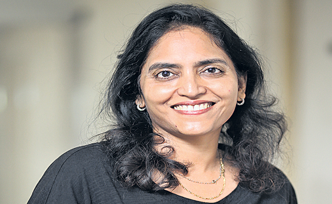 తెలుగు ప్రేక్షకులకు దండం పెట్టాలి: సుప్రియ | Supriya Yarlagadda ...