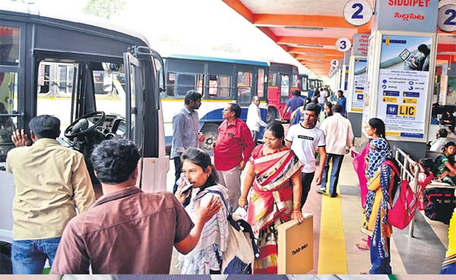 TSRTC: రాఖీ పౌర్ణమికి 3 వేల ప్రత్యేక బస్సులు | Telangana: TSRTC Plans ... TSRTC: రాఖీ పౌర్ణమికి 3 వేల ప్రత్యేక బస్సులు | Telangana: TSRTC Plans ...