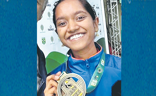 ఇలవేనిల్‌ ‘పసిడి’ గురి | Indian shooter Elavenil Valarivan won gold ...