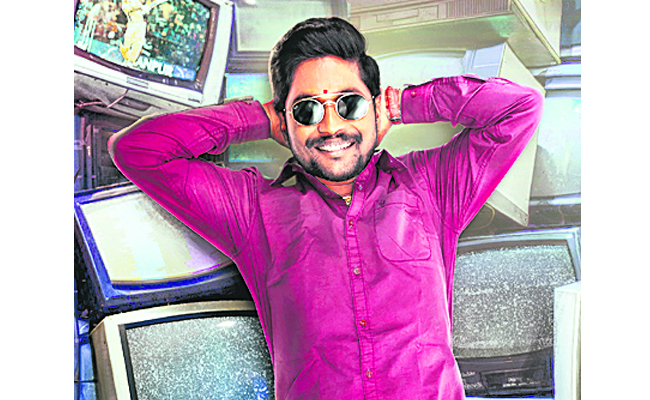 కేబుల్‌రెడ్డి కథ | Cable Reddy Movie First Look Poster Launched | Sakshi