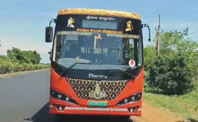 తిరుమల: రెచ్చిపోయిన దొంగలు.. టీటీడీ ఎలక్ట్రిక్‌ బస్సు చోరీ | TTD ...