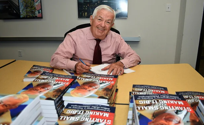 నేటి తరానికి ఆదర్శం.. బిల్ కమ్మింగ్స్ సక్సెస్ స్టోరీ! | Bill Cummings ...