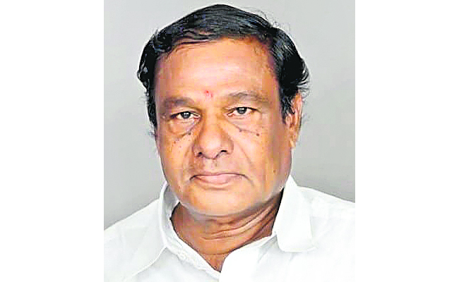 సునీతారెడ్డికే టికెట్‌.. | Narsapur MLA Madan Reddy meet KTR and Harish ...