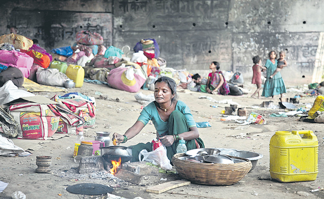 పేదరికం తగ్గుతోంది! | Sakshi Guest Column On Poverty in India | Sakshi
