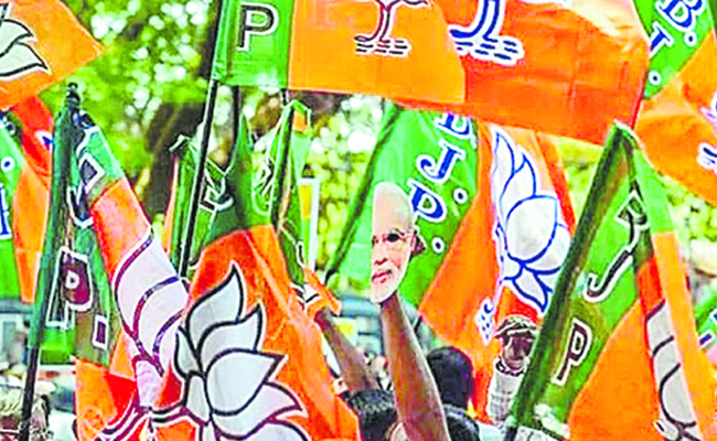 మూడో జాబితాపై ముమ్మర కసరత్తు | BJP Key Leaders Meet At Kishan Reddy ...