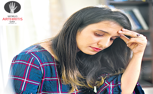 కీళ్ల నొప్పుల నివారణ మన చేతుల్లోనే.. | Arthritis In Hands: Symptoms ...
