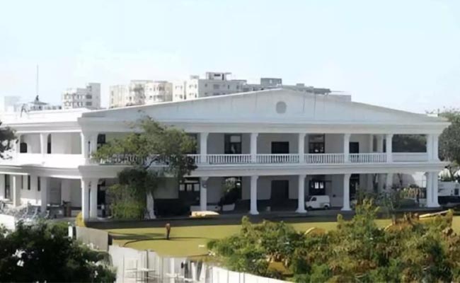 ప్రజా భవన్‌ ఇక డిప్యూటీ సీఎం భట్టి అధికారిక నివాసం | Praja Bhavan Is ...